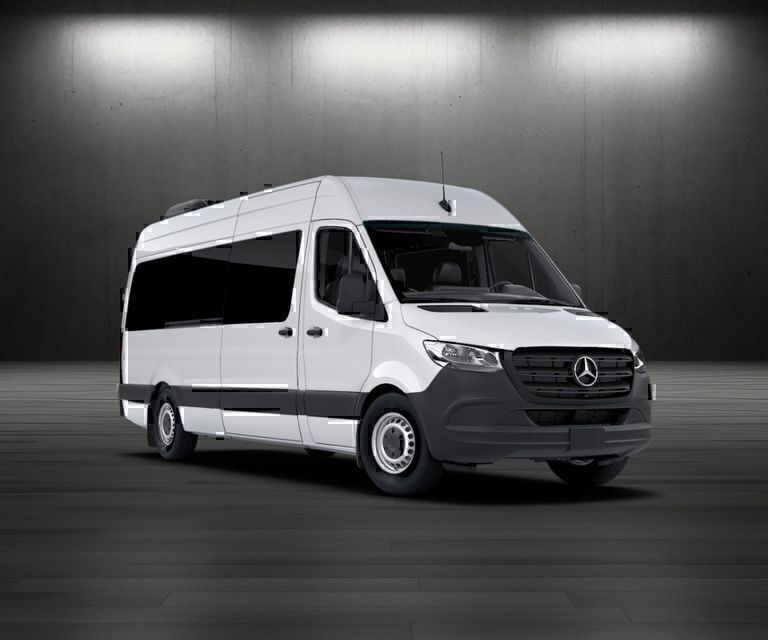 Gigs & Geeks | AutoStar lanza nuevas vans Mercedes-Benz para ...